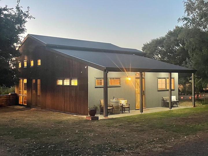 The Old Barn - Warragul