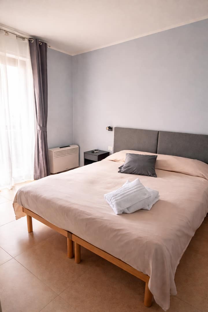 Appartamento Panoramico Nel Centro Di Novara - Novara