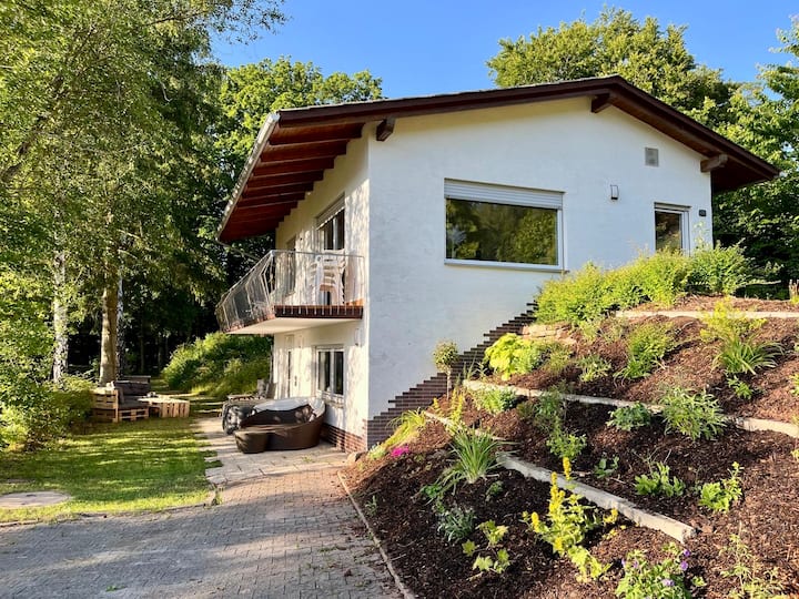 Panorama Lodge I Beheizter Whirlpool & Feuerschale - Witzenhausen