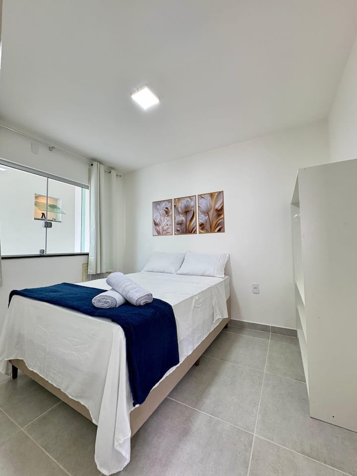 Bangalô Lírio ,Suíte,sala E Cozinha. - 