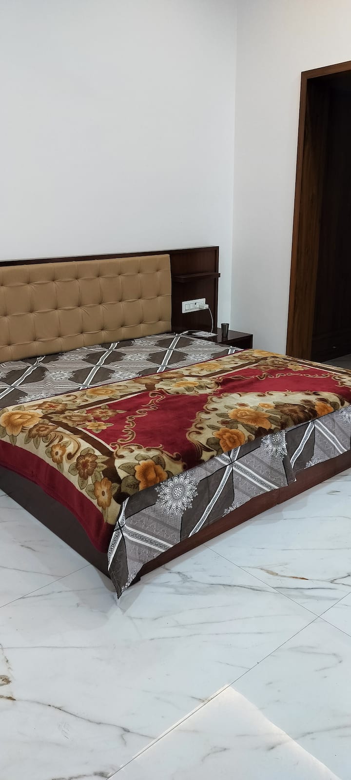 Guest House 5bhk (Negotiable)at Prime Location - Patiala