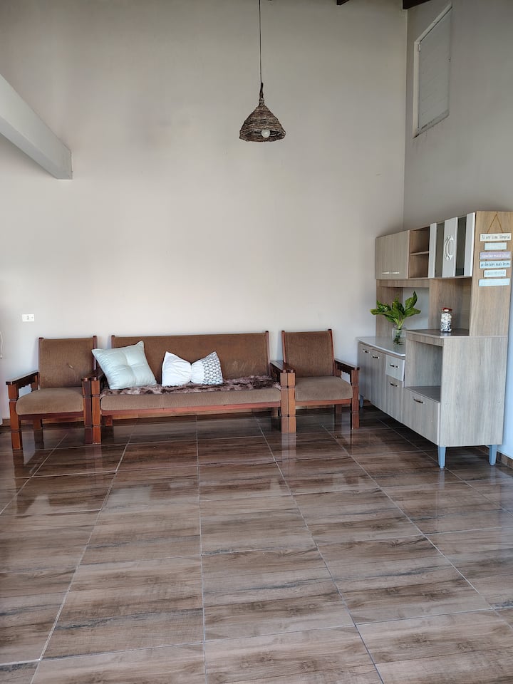Edícula Com Ar Condicionado Na Suite - Itapoá