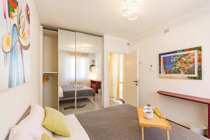 Family Oasis • Balcony & Ac • Easy Milan Access - Aéroport de Milan Linate (LIN)