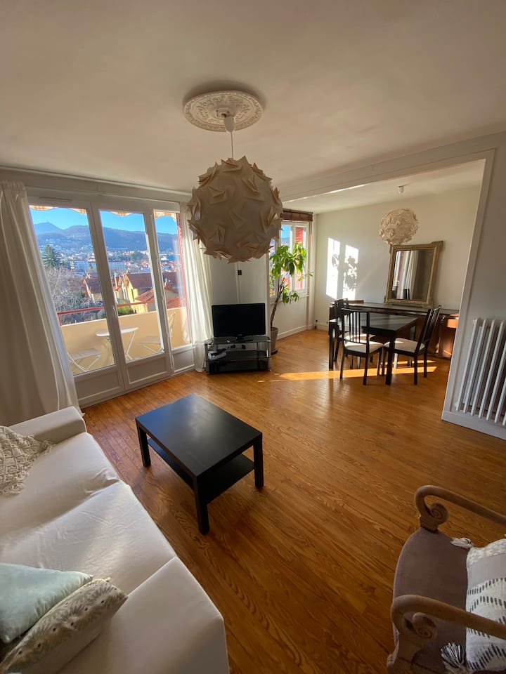 T3 65m2 Vue Puy-de-dôme Avec Balcon Et Garage - Royat