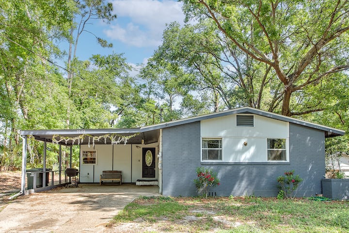 Campus-close Comfort Pet Friendly | 5 Mins Stadium - Tallahassee