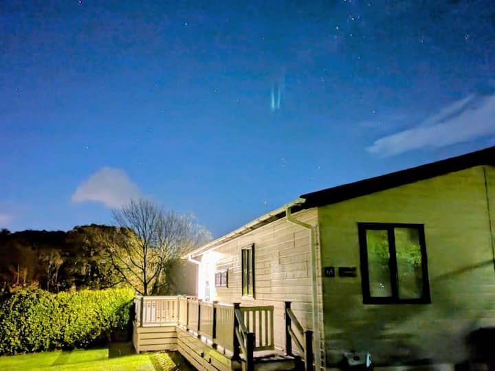 Pondhaven New Forest Lodge, Milford On Sea - Isle of Wight