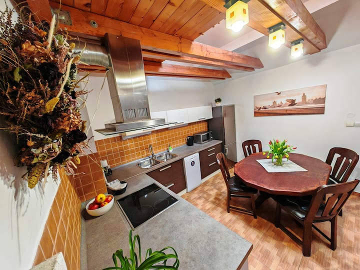 Karmen Old Town Apartment - Košice