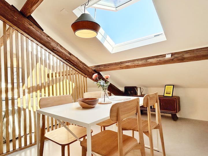 "Casa Alta" Skylit Attic In Center | Station 5 Min - Milán