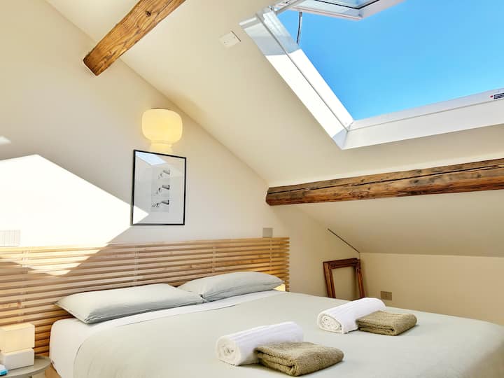 Bright And Quiet Attic In Center | Station 5 Min - Milán