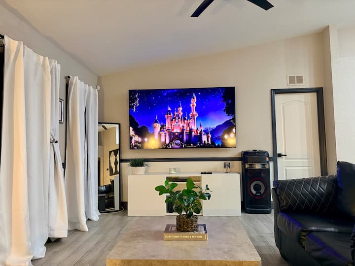 The Storybook Stay - Davenport, FL