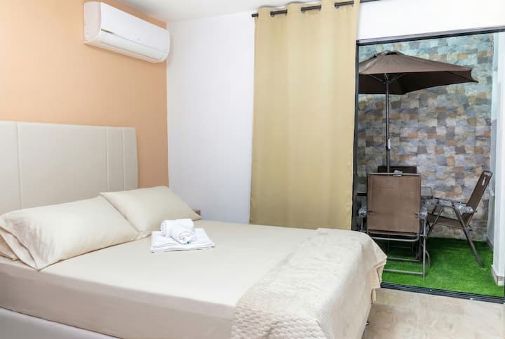 Apartamento De 2 Ambientes Con Patio - Cali