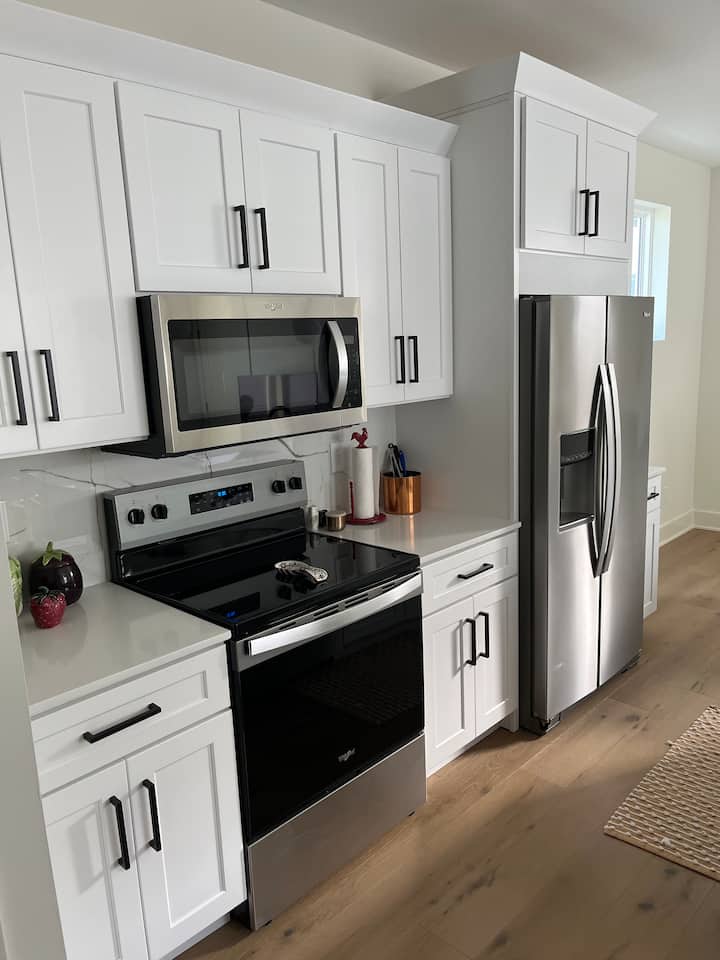 Modern 1 Bed Downtown - University Heights – Indianapolis
