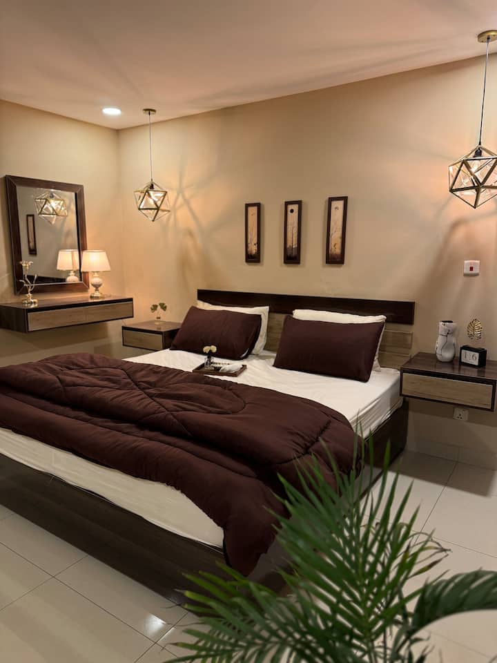 Homies Caramel 2 Bhk | Rooftop Pool - Islamabad