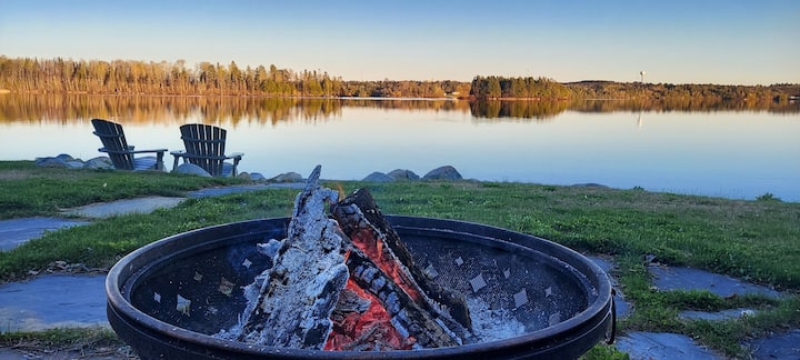 Ely Lakeshore Cottage - Minnesota