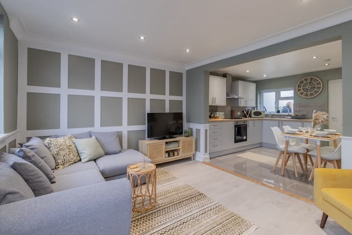 Cleeveland Retreat - Winchcombe