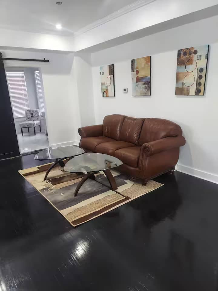 Cozy Compound Near Downtown And Highways - Detroit