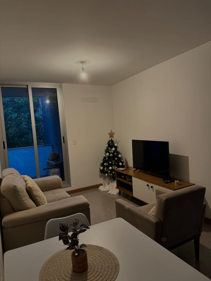 Apartamento En Zona Céntrica - Montevideo