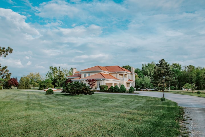 Peaceful Estate Escape – A Birder’s Paradise - Lakeshore