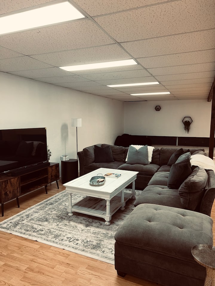 Maple Street Loft - Carlton, OR
