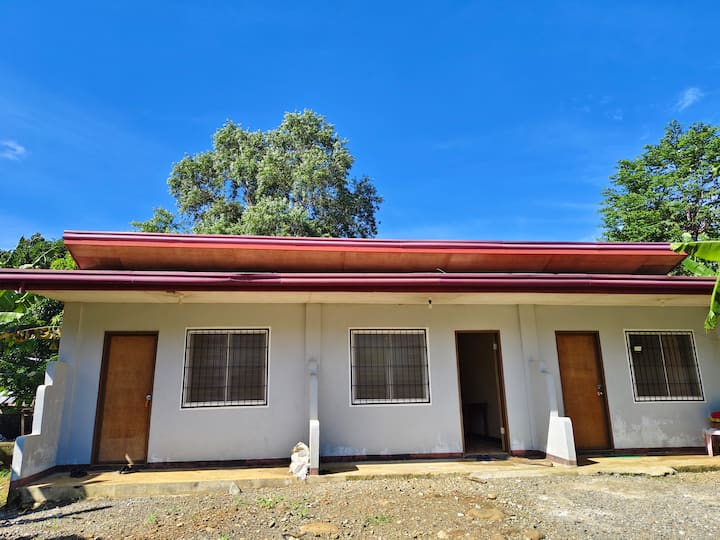 Macabuag Apartments - Narra