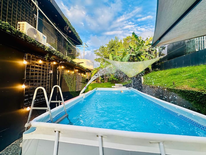 Sta Juanita Retreat - 5 Bedrooms - Caguas