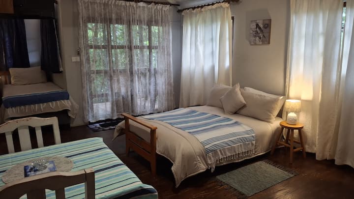 Self-catering 1-room Chalet - Eshowe