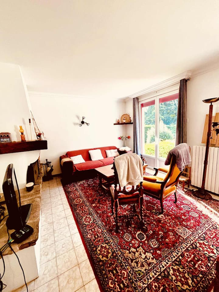 Pavillon Paisible Avec Grand Jardin Près Des Bois - Saint-Léonard