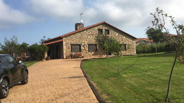Casa Con Piscina En La Costa - Villaviciosa