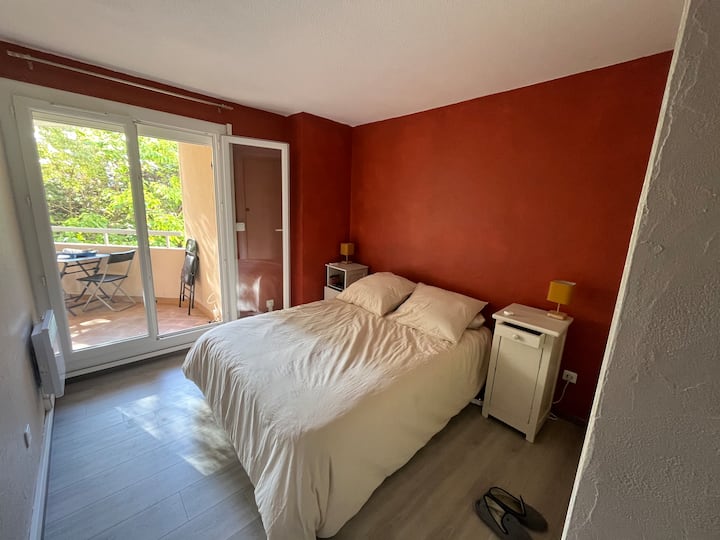 2 Pièces Lumineux - Terrasse, Proche Tram Et Parcs - Montpellier