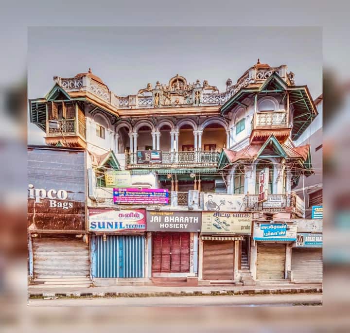 Umbrella  Vintage House - Madurai