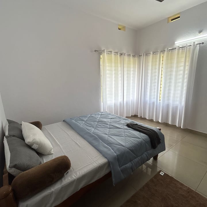 Sri Krishna Homestay Udupi 3bhk Ac - Udupi