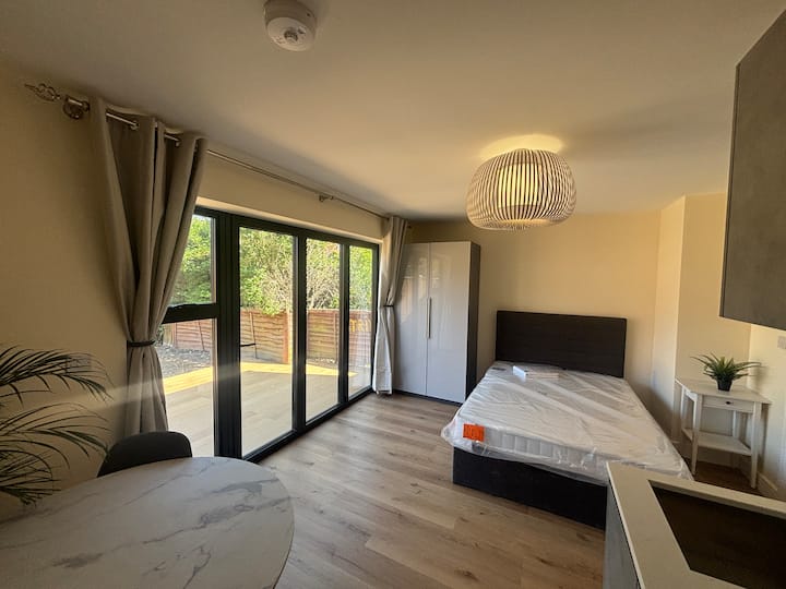 Prime Central London - Luxury Garden Studio - London