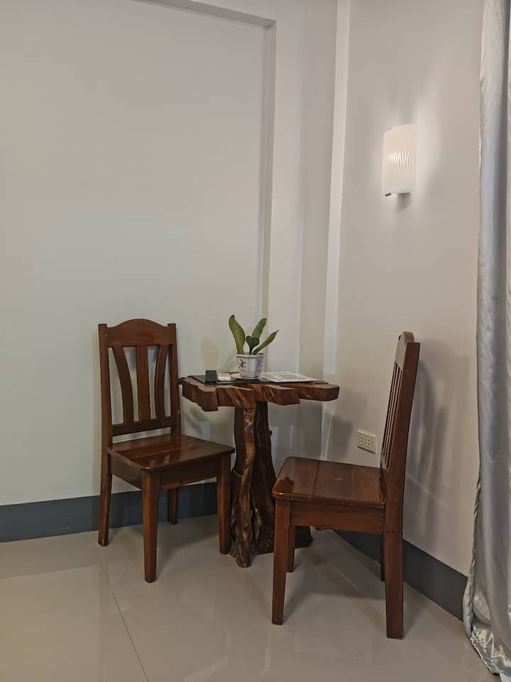 Deluxe Room 2 W/ Free Breakfast - Kalibo