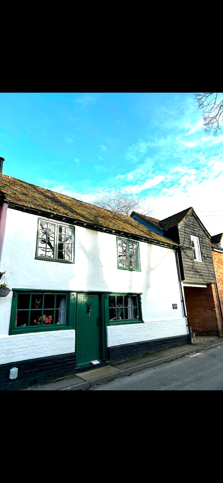 Willow Cottage Old Butchers Shop - Saffron Walden