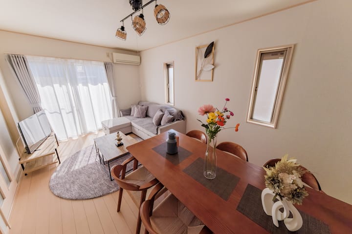 Spring Sp/ Cherry Blossoms & Strawberry Picking - Gunma