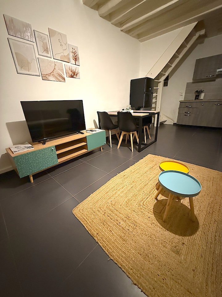 Cœur De Ville - Familial - Parking Gratuit - Wifi - Conches-en-Ouche