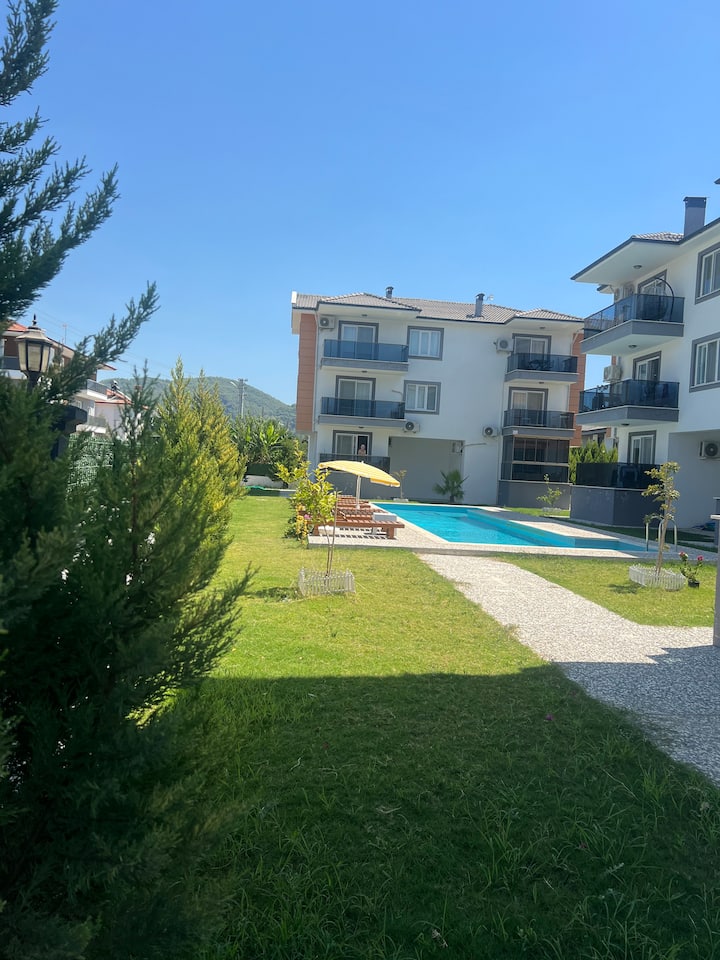 Havuzlu Sitede Full Eşyalı Daire - Dalaman