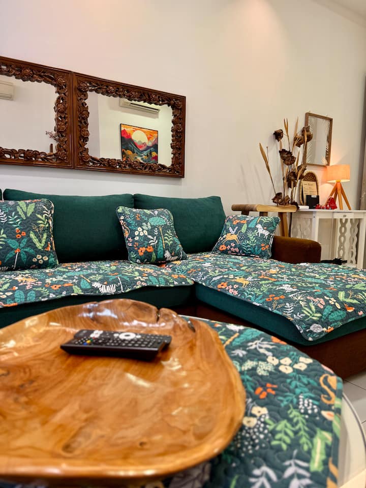 Pandora
6pax Family Room
2rooms+2bath
Imago Loftc - Kota Kinabalu