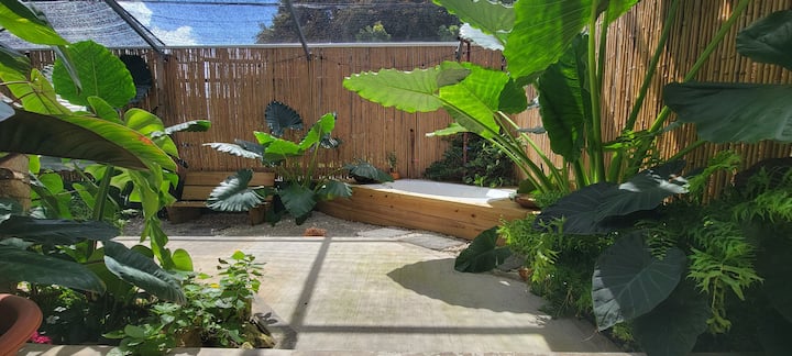 Unique & Cozy Retreat W/jacuzzi Near A/p & Beachs - San Juan