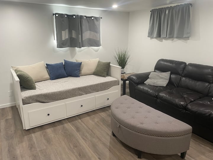 Private West End Suite - Brandon