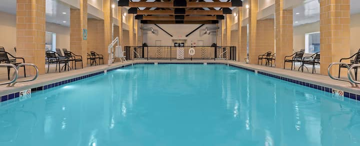 Worldmark West Yellowstone Two-bedroom - 4 Beds! - West Yellowstone, MT