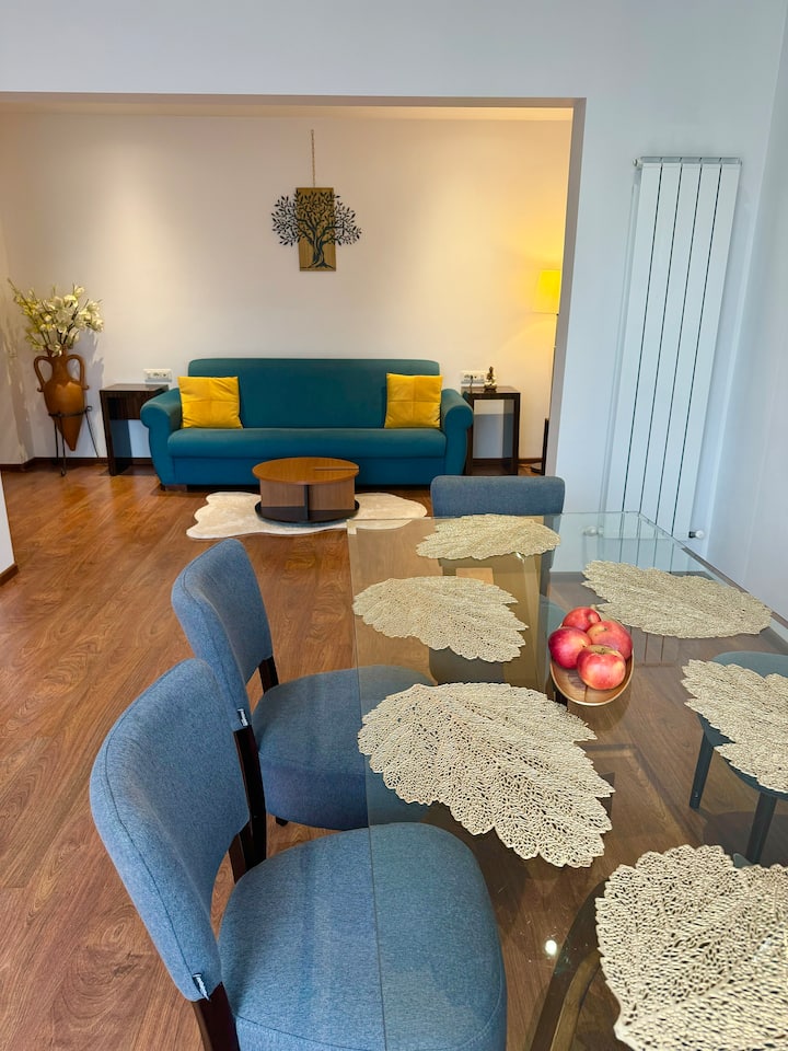 Bucharest Holidays Vibes- 2 Bedrooms, 2 Bathrooms - Bucarest