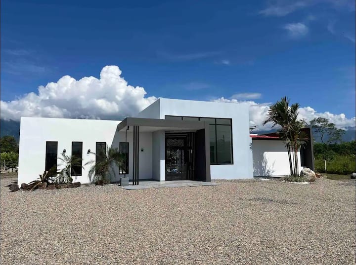 Casa Campestre En Los Llanos - Cumaral