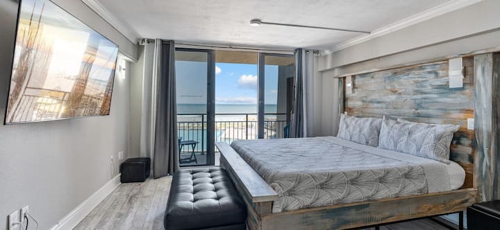 Spectacular Views On Daytona Beach - Daytona Beach Shores, FL