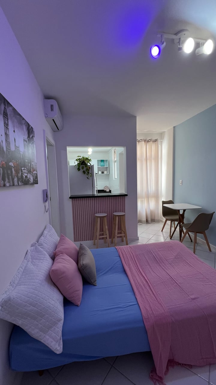 Conforto E Localização Para A Praia E Shopping - Barra