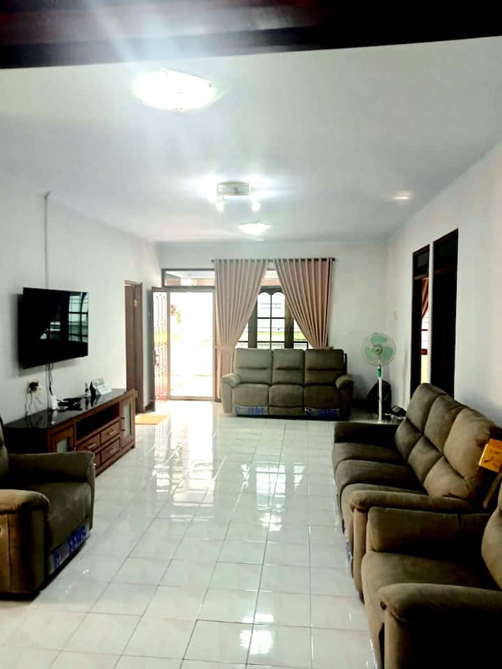 New D’katu Guest House - Salatiga