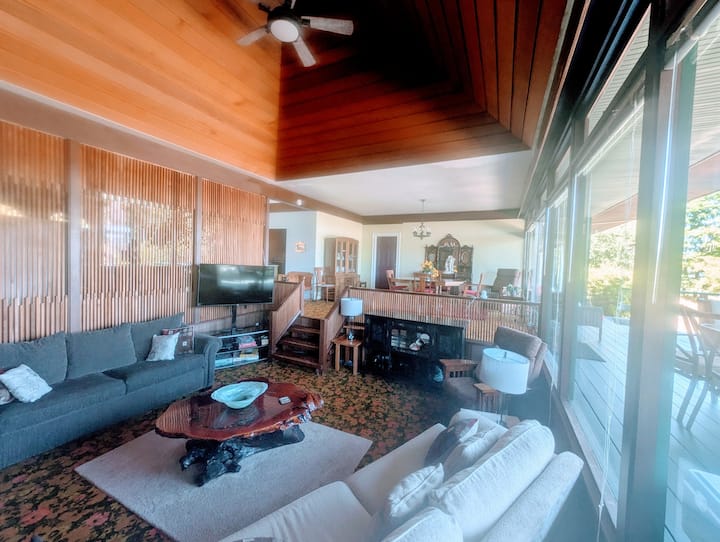 Lighthouse Cozy Lodge - Hornby Island