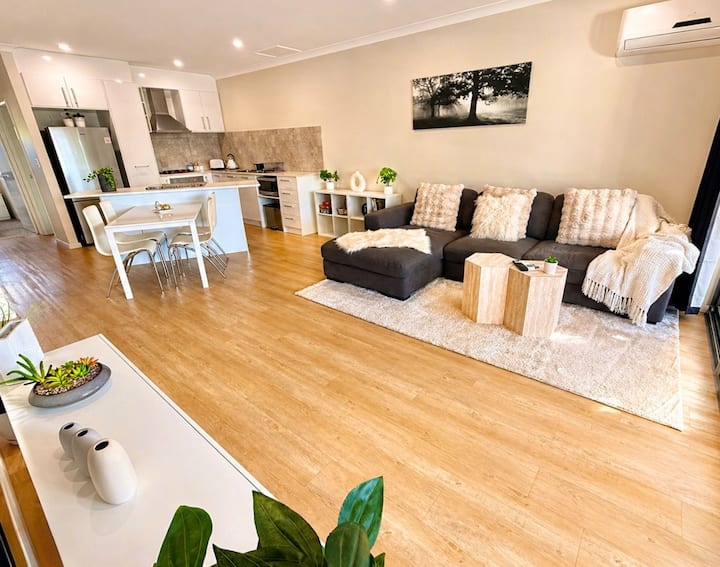 Luxe Coastal Oasis - Mandurah