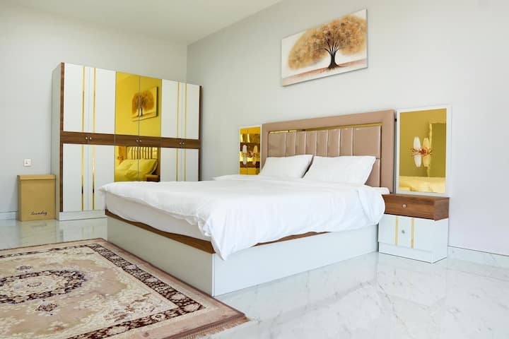 3-bdr Qurum Flat Near Shops And Restaurants - Mascate