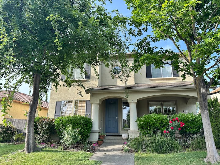 Spacious West Davis Home-close To Uc Davis, Pool - Davis, CA